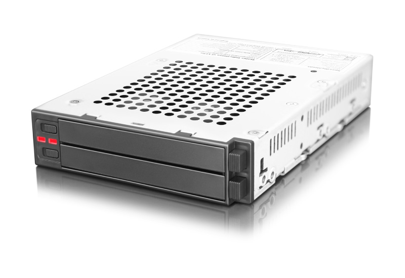 RAIDON:Mobile Rack-iR2770